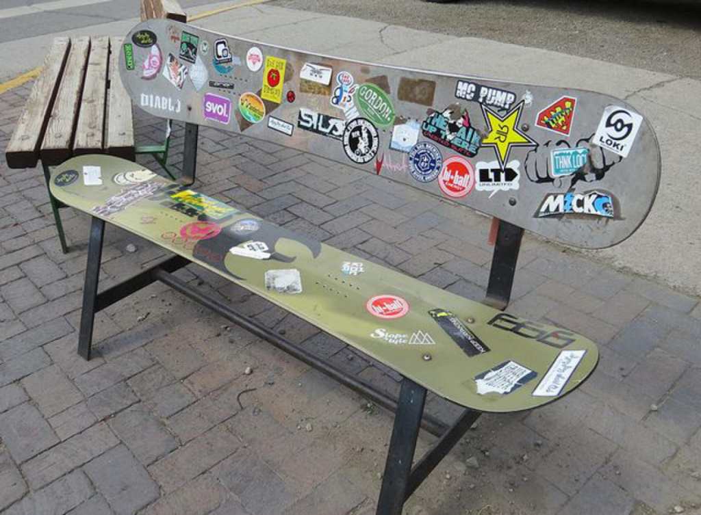 30 Of The Best And Most Bizarre Upcycled Skis And Snowboards ...