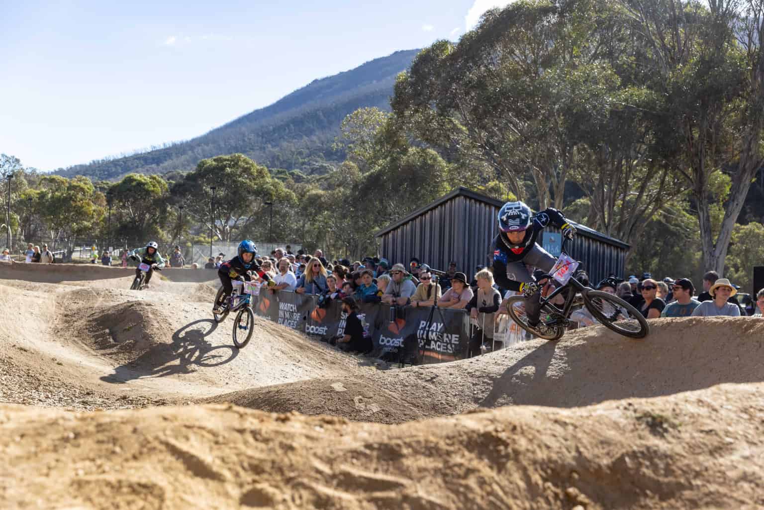 Thredbo Hosts 1100 Competitors for Australian Mountainbike Interschools ...